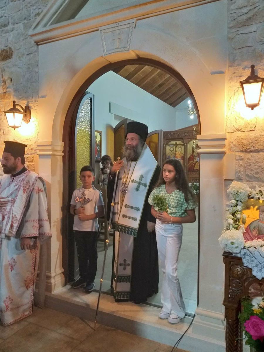 Στον Ιερό Ναό του Αγίου Μάρτυρος Αριστείδου ο Μητροπολίτης Ρεθύμνης και ...