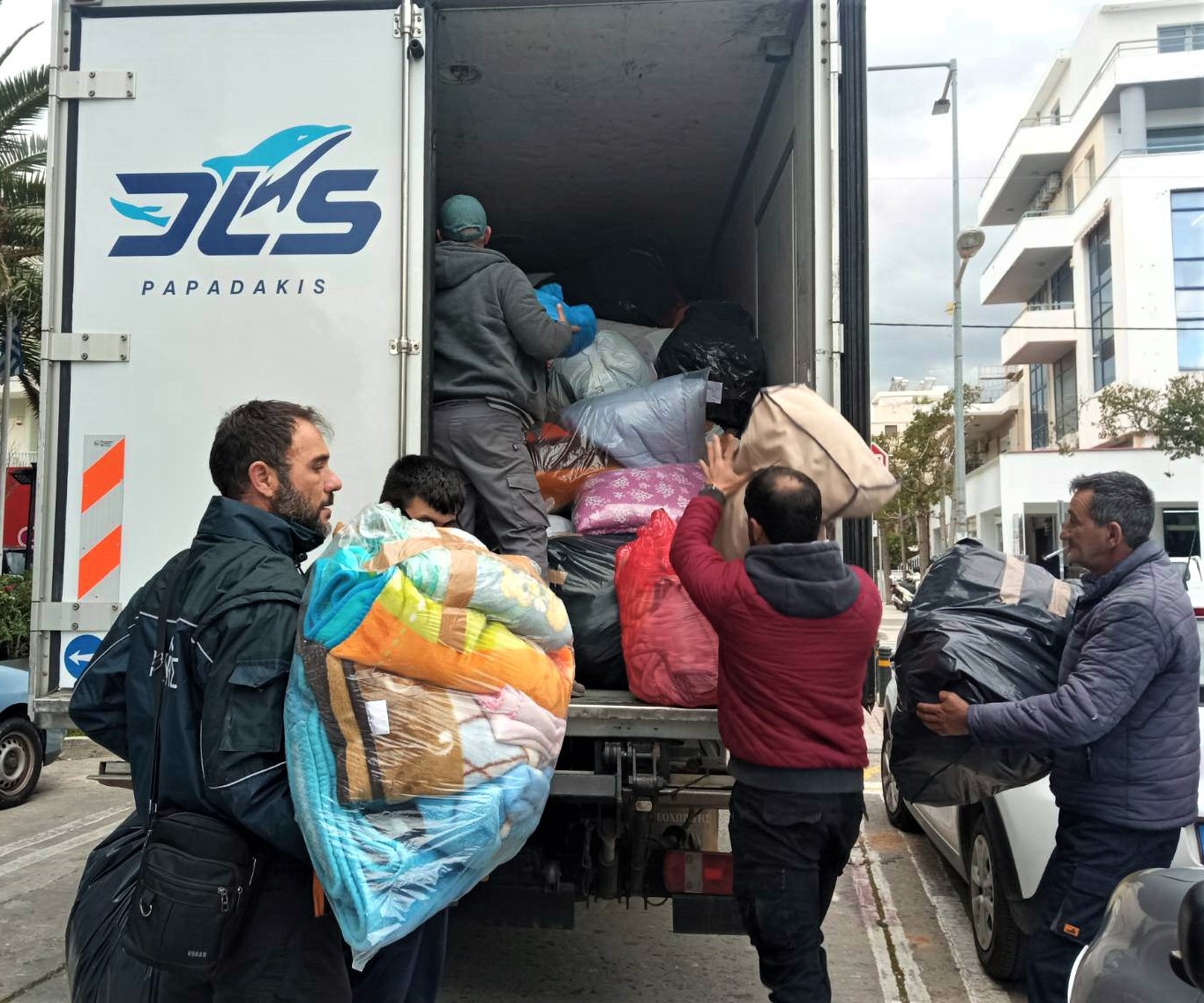 Σεισμός σε Τουρκία και Συρία: Συγκινητική η ανταπόκριση των Ρεθυμνιωτών ...