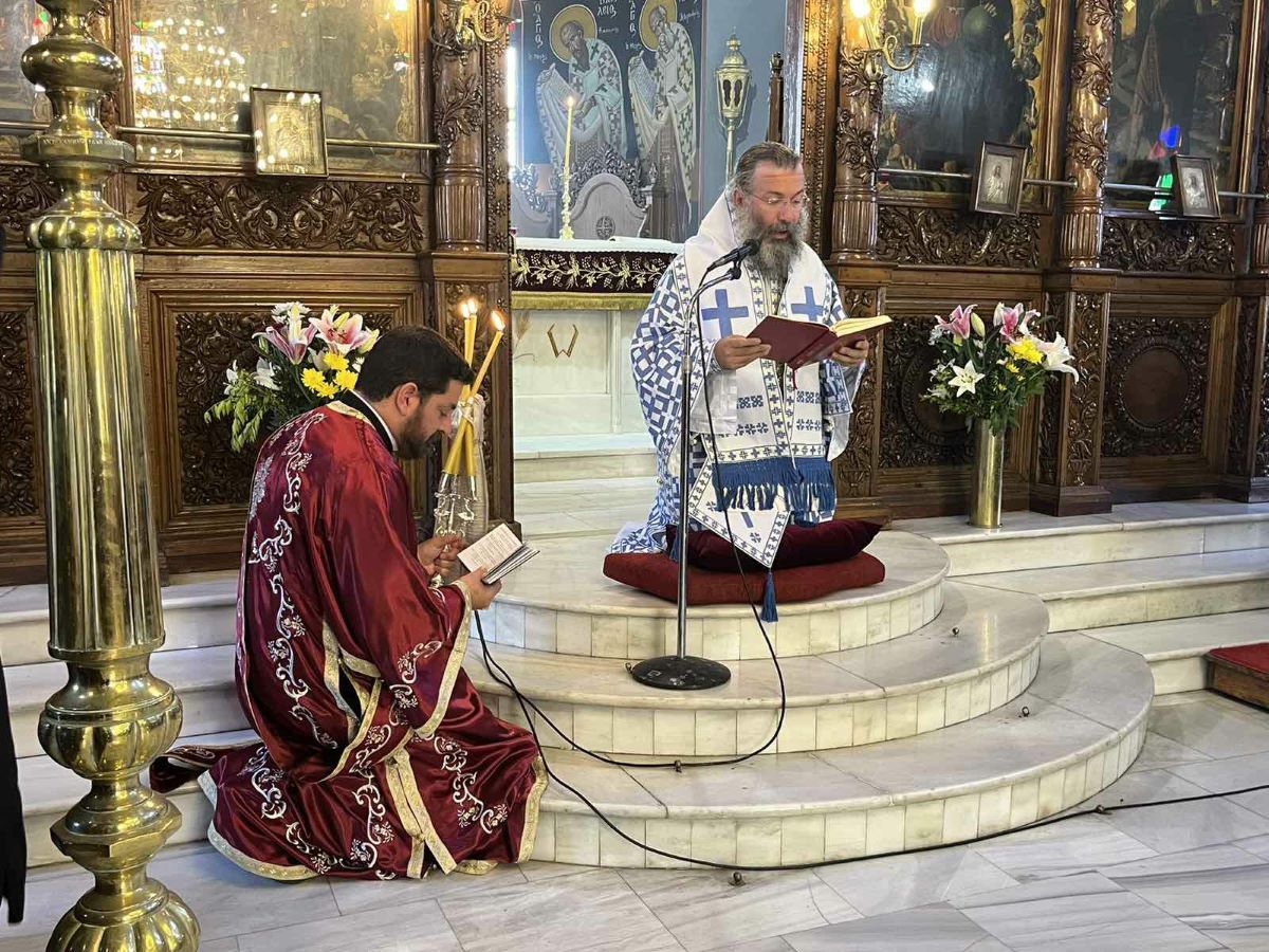 Η Εορτή της Πεντηκοστής και της Αγίας Τριάδος στην Ιερά Μητρόπολη ...