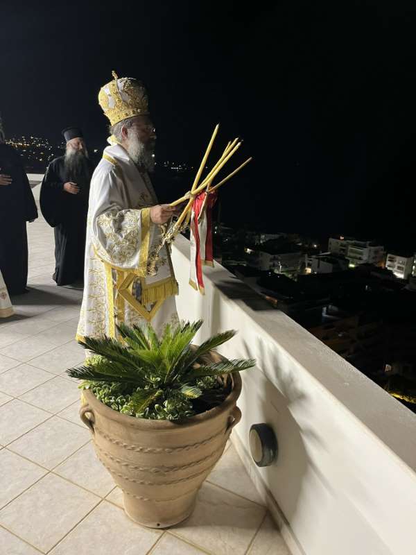 Η εορτή του Αγίου Αποστόλου Τίτου στο Επισκοπικό Παρεκκλήσιο της Ιεράς ...