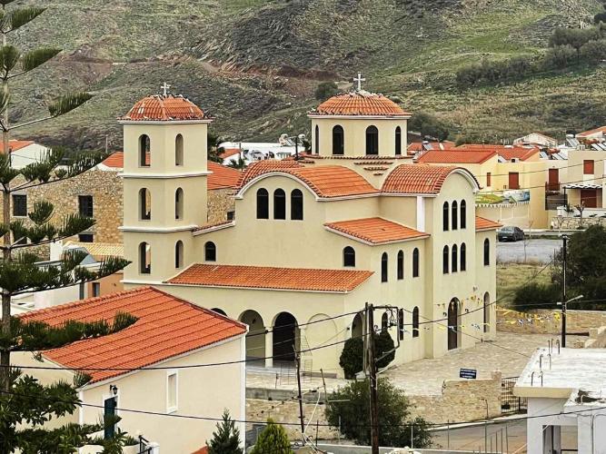 Ο εορτασμός των Αγίων Δέκα Μαρτύρων στην Ιερά Μητρόπολη Ρεθύμνης και ...