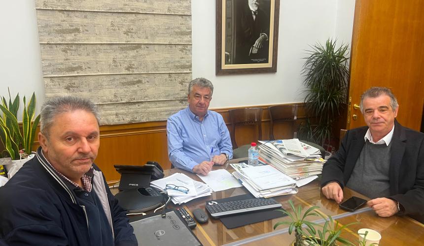 Τον Περιφερειάρχη Κρήτης επισκέφθηκε ο Δήμαρχος Αγίου Βασιλείου ...