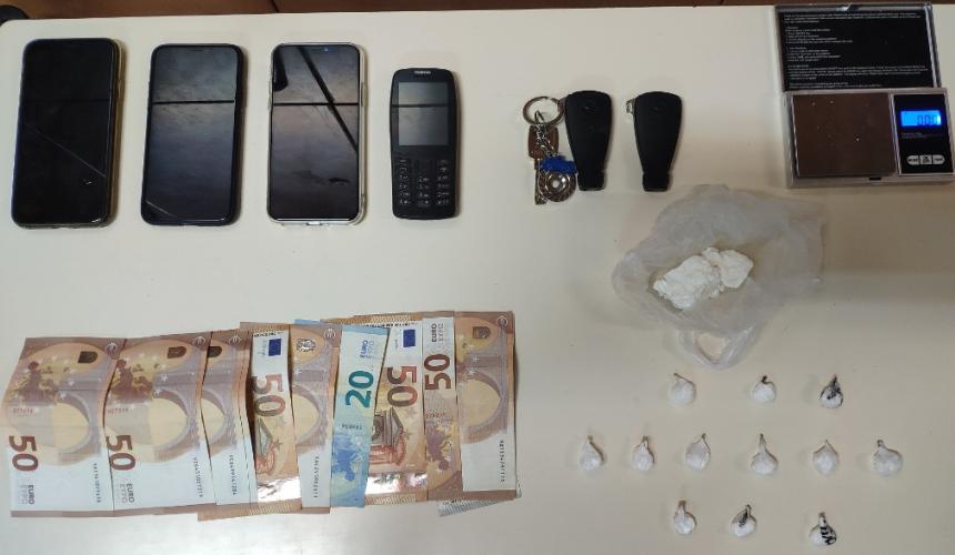 Ρέθυμνο: Συνελήφθησαν τρία άτομα για κατοχή και διακίνηση ναρκωτικών ...