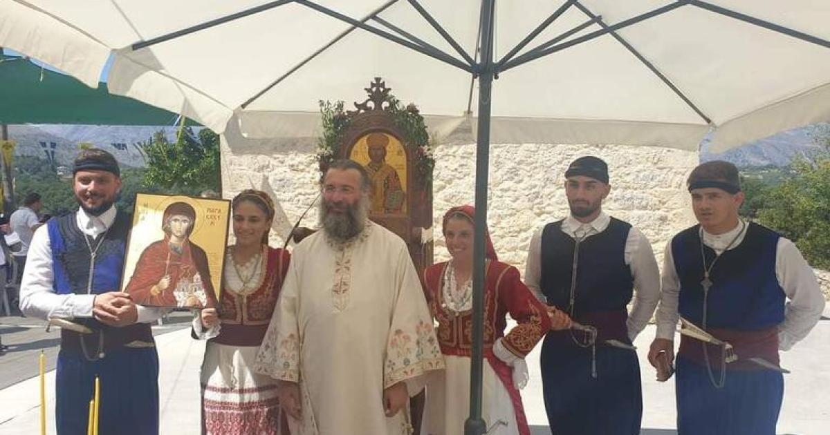 Με λαμπρότητα τα εγκαίνια της Αγίας Παρασκευής της Αθληφόρου στο ...