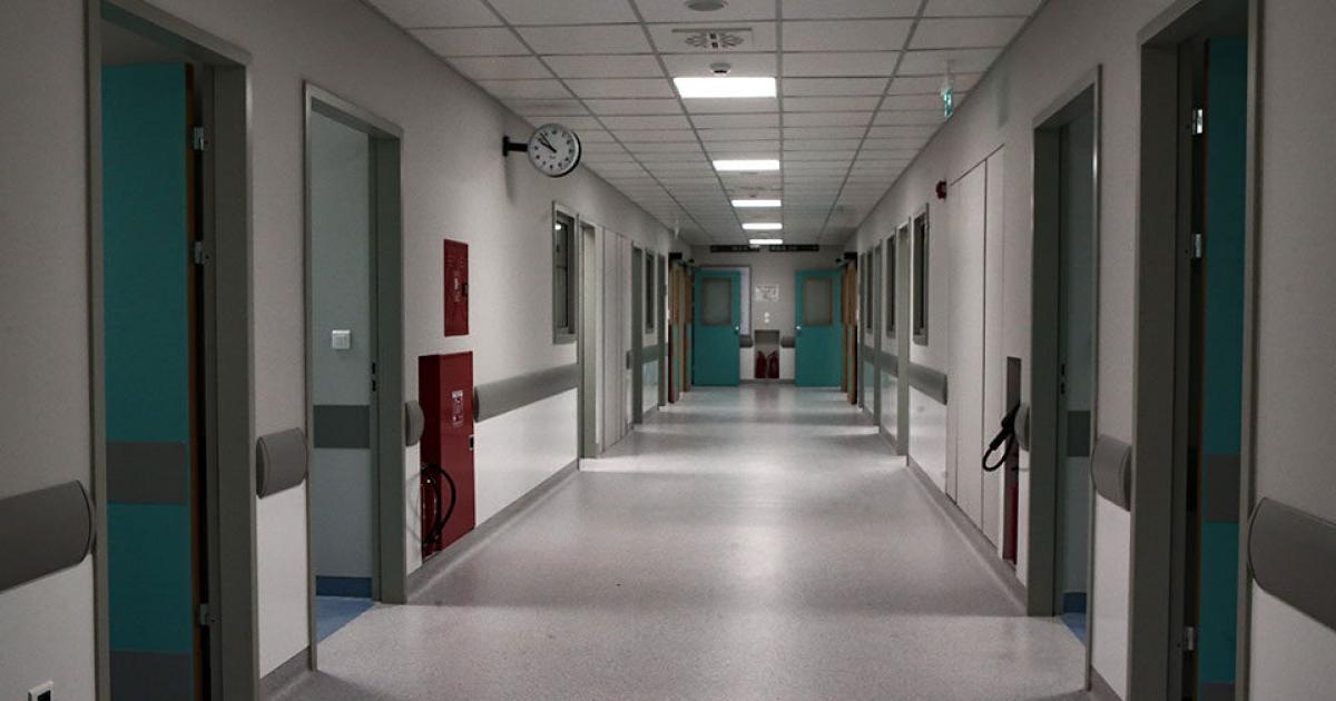 Ρέθυμνο: Στο νοσοκομείο μετά από υπερβολική κατανάλωση αλκοόλ δύο νέες ...