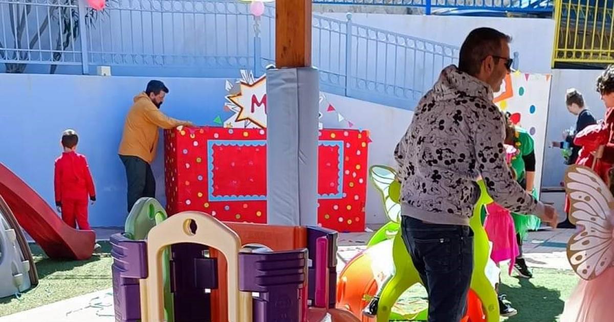 Μικροί και μεγάλοι διασκέδασαν στον αποκριάτικο χορό του 5ου ...