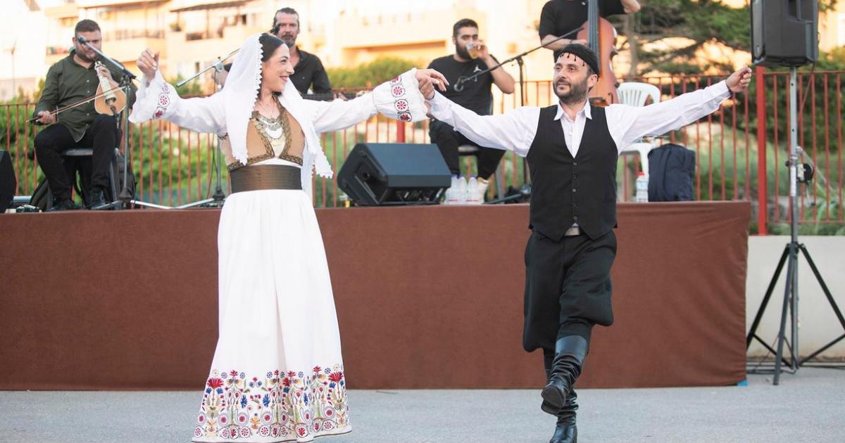 Με μεγάλη επιτυχία πραγματοποιήθηκε η εκδήλωση της Σχολής Χορού ...